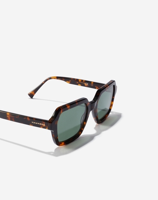 Carey Green Bottle Minimal | Hawkers